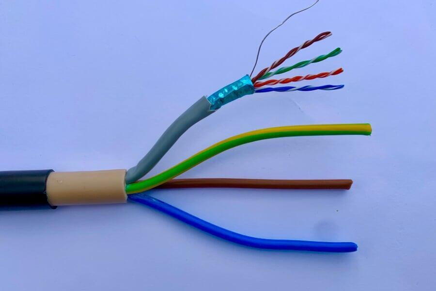 EV Ultra EV-ULTRA3C6.0SWACAT5 3 Core 6.0mm² SWA Cat 5 - EV Trade Sales